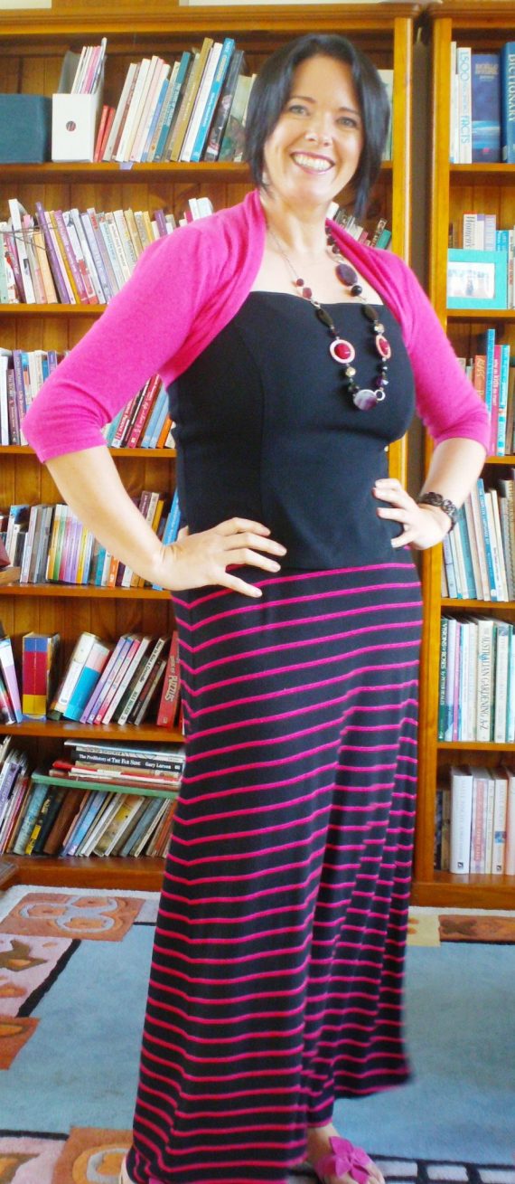 How to Wear Horizontal Stripes Without Looking Wide — Inside Out Style