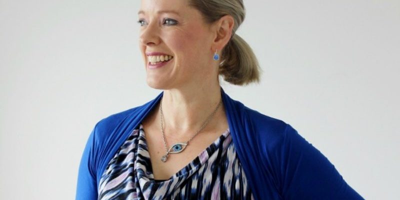 Use Diagonals in Your Outfit - Weekend Style Challenge — Inside Out Style