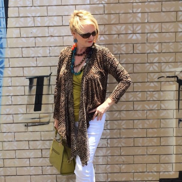 How to Put Together a Practical, Comfortable and Elegantly Stylish ...