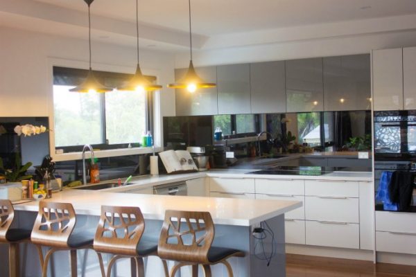 Road Testing the Rolls Royce of Vacuums, the Vorwerk Kobold VK200 ...