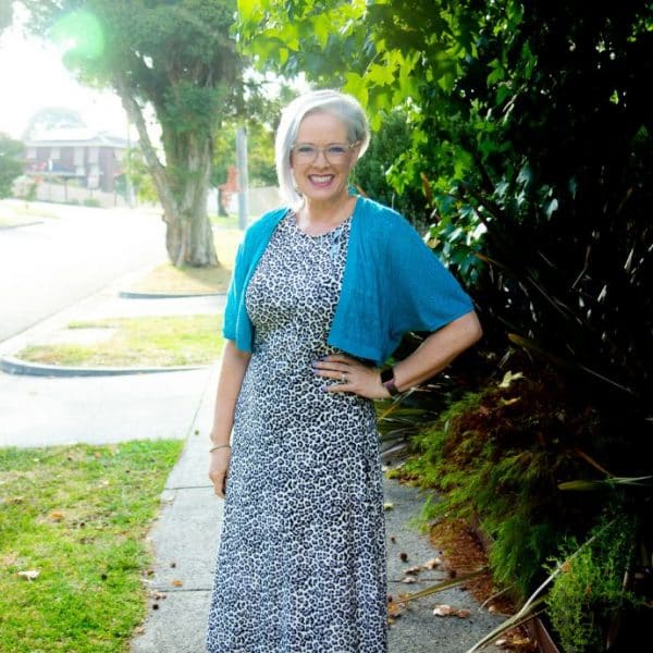 Flattering Shrugs, Wraps, and Pashminas for Different Body Shapes ...