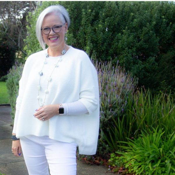 Say Goodbye to Ill-Fitting Clothes: 6 Expert Tips for a Flattering ...